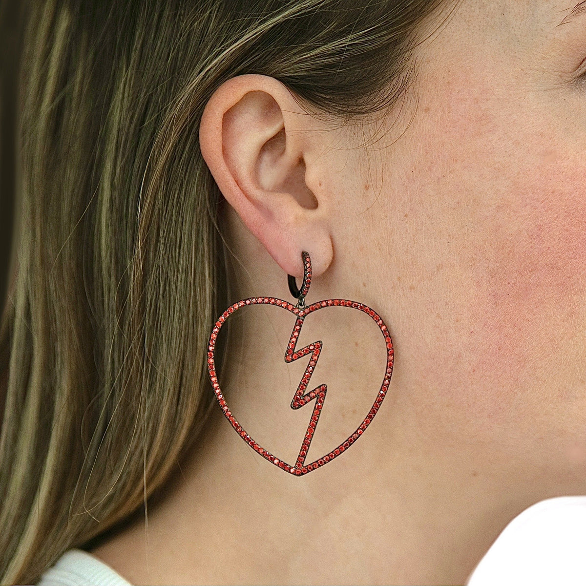 Heartbreak earrings store
